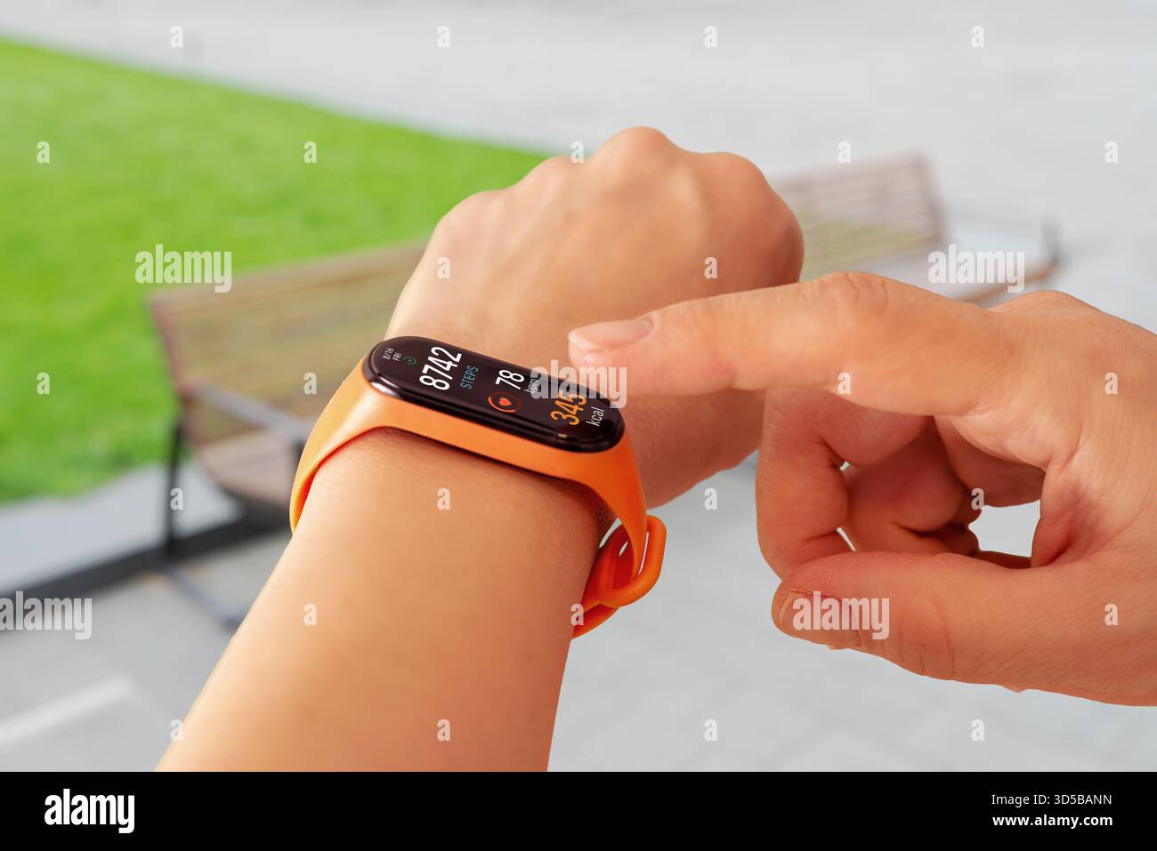 Activitytracking hi-res stock photography and images - Alamy