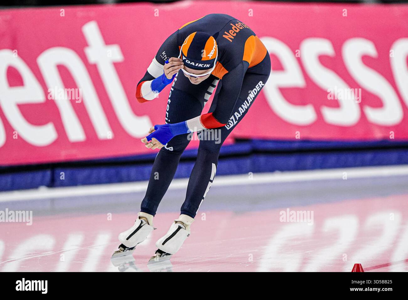 SALT LAKE CITY, USA - NOVEMBER 14: Elisa Dul of Netherlands during the ...