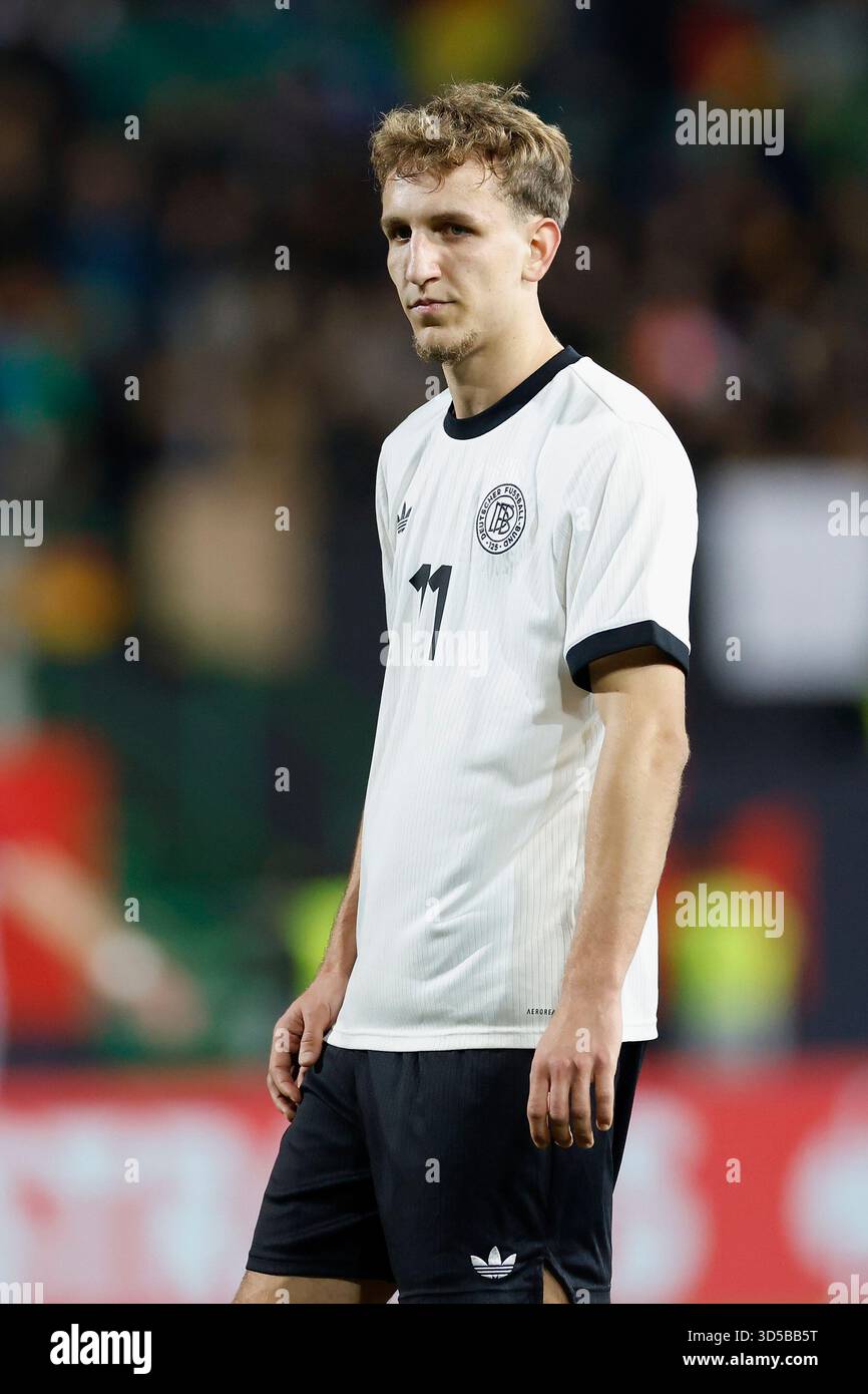 From left to right: Nelson Weiper (Germany, 11), November 14, 2025 ...