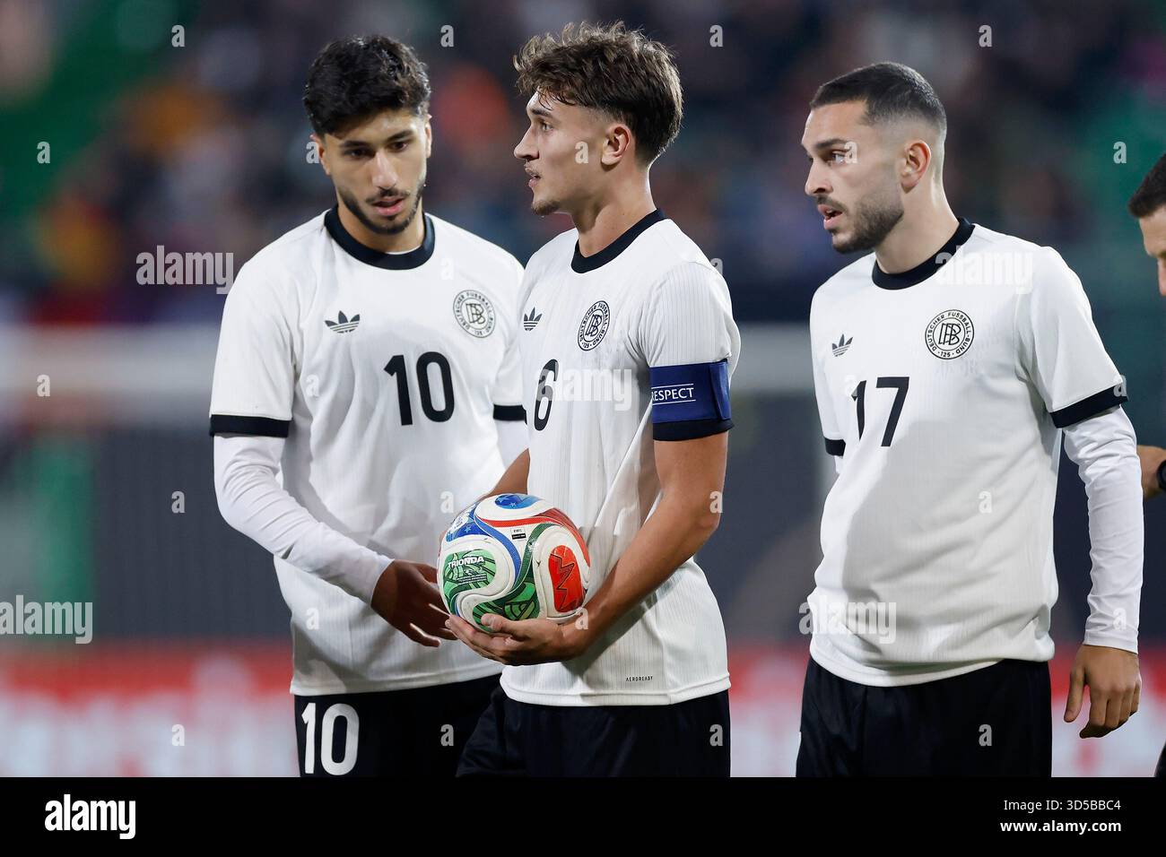 From left to right: Muhammed Damar (Germany, 10), Tom Bischof (Germany ...