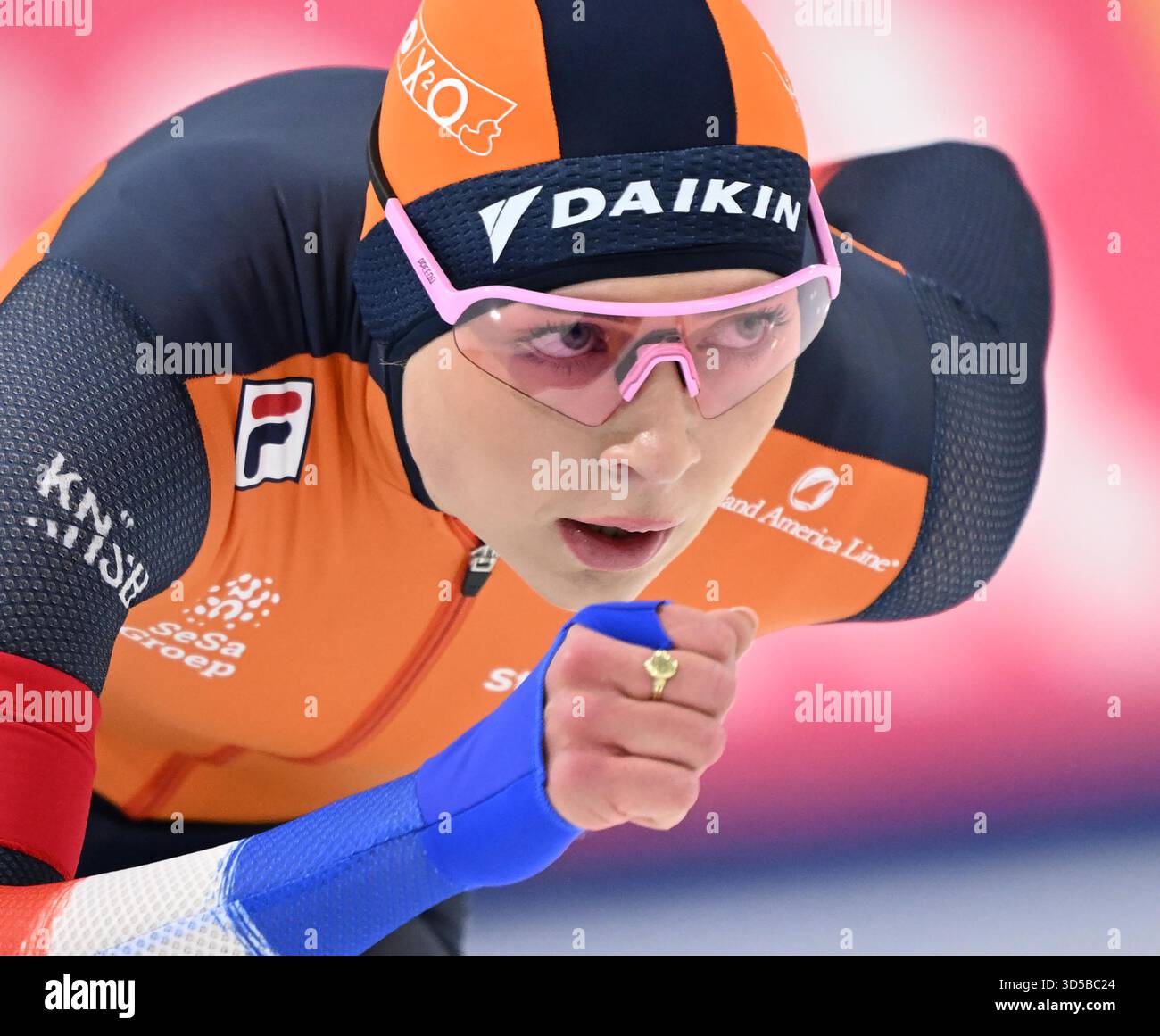 Joy Beune of the Netherlands competes during the women's 3000 meters ...
