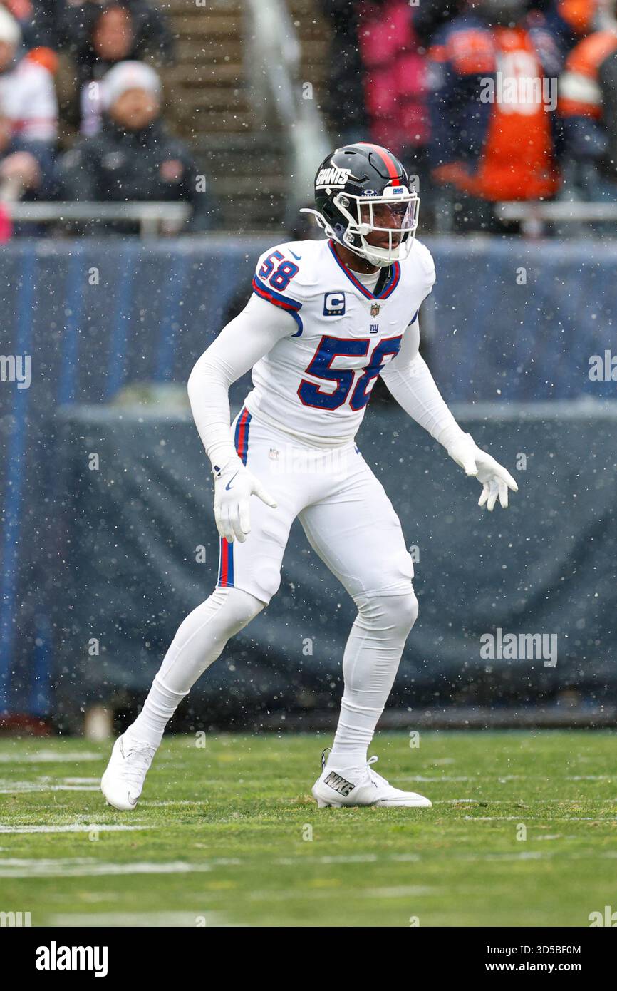 New York Giants linebacker Bobby Okereke (58) lines up during the first ...
