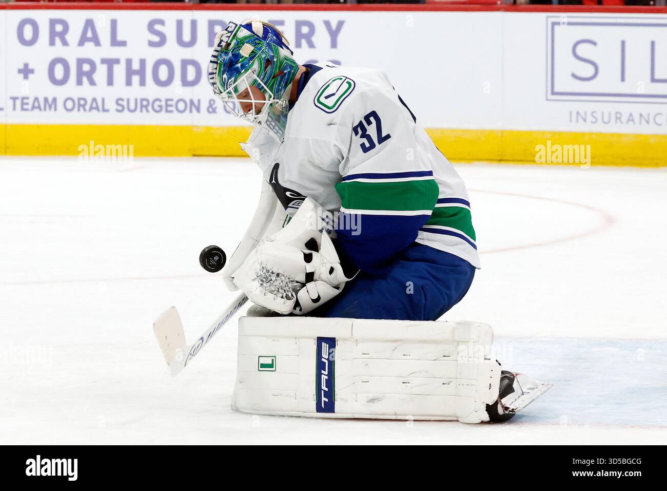 Vancouver Canucks Goaltender Kevin Lankinen 32 Blocks A Shot Of The