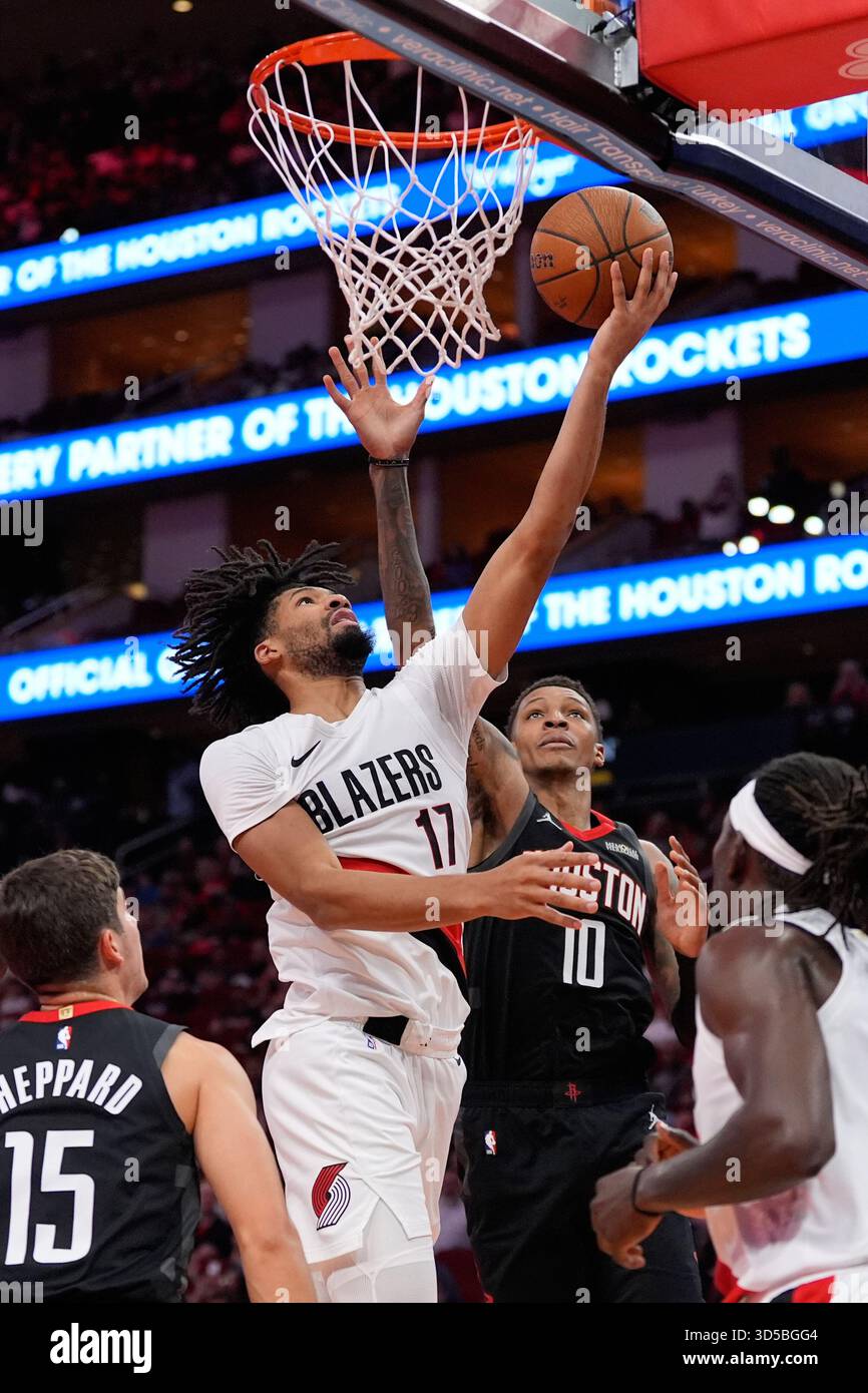 Portland Trail Blazers guard Shaedon Sharpe (17) shoots against Houston ...
