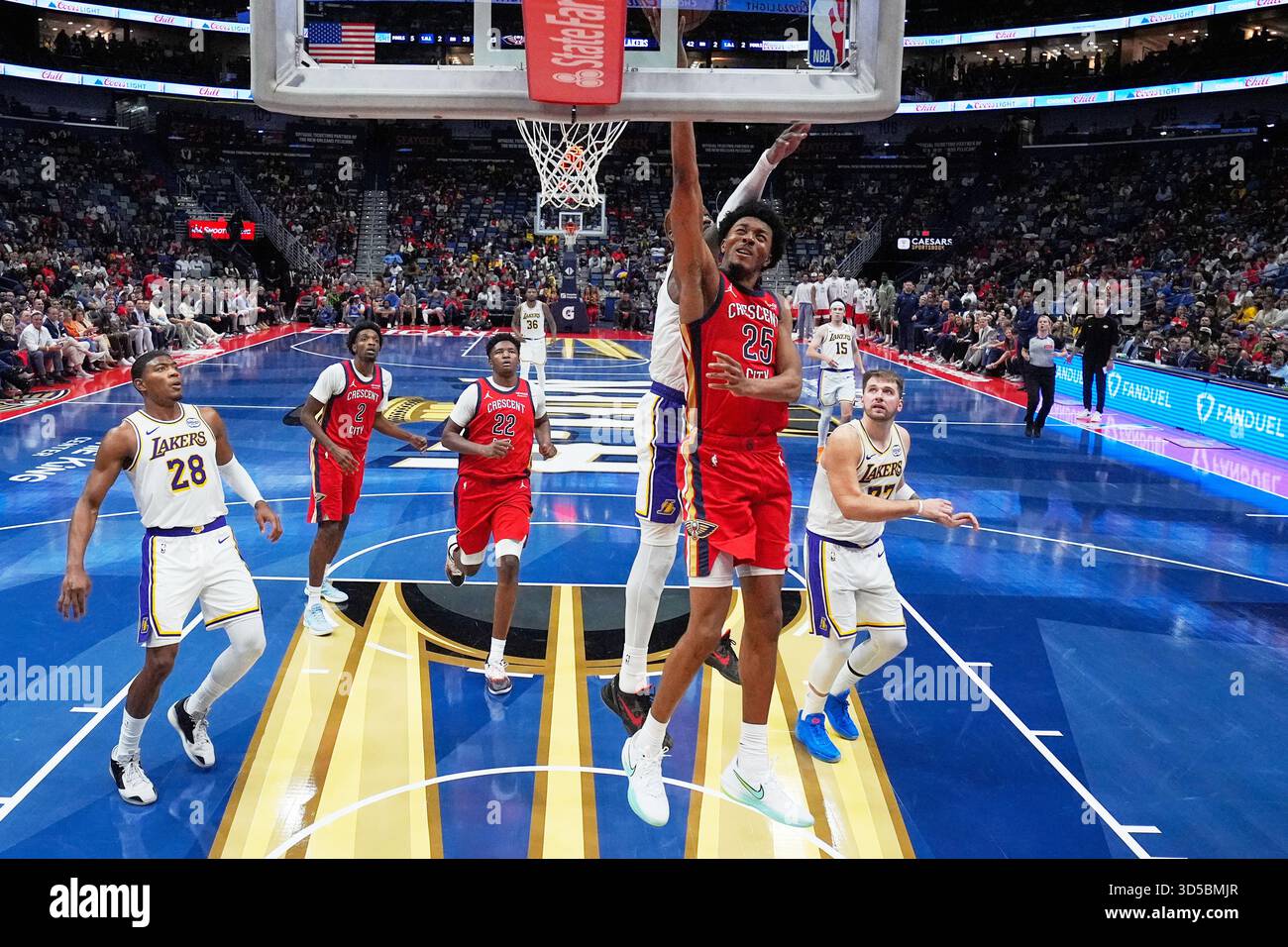 New Orleans Pelicans forward Trey Murphy III (25) goes to the basket ...