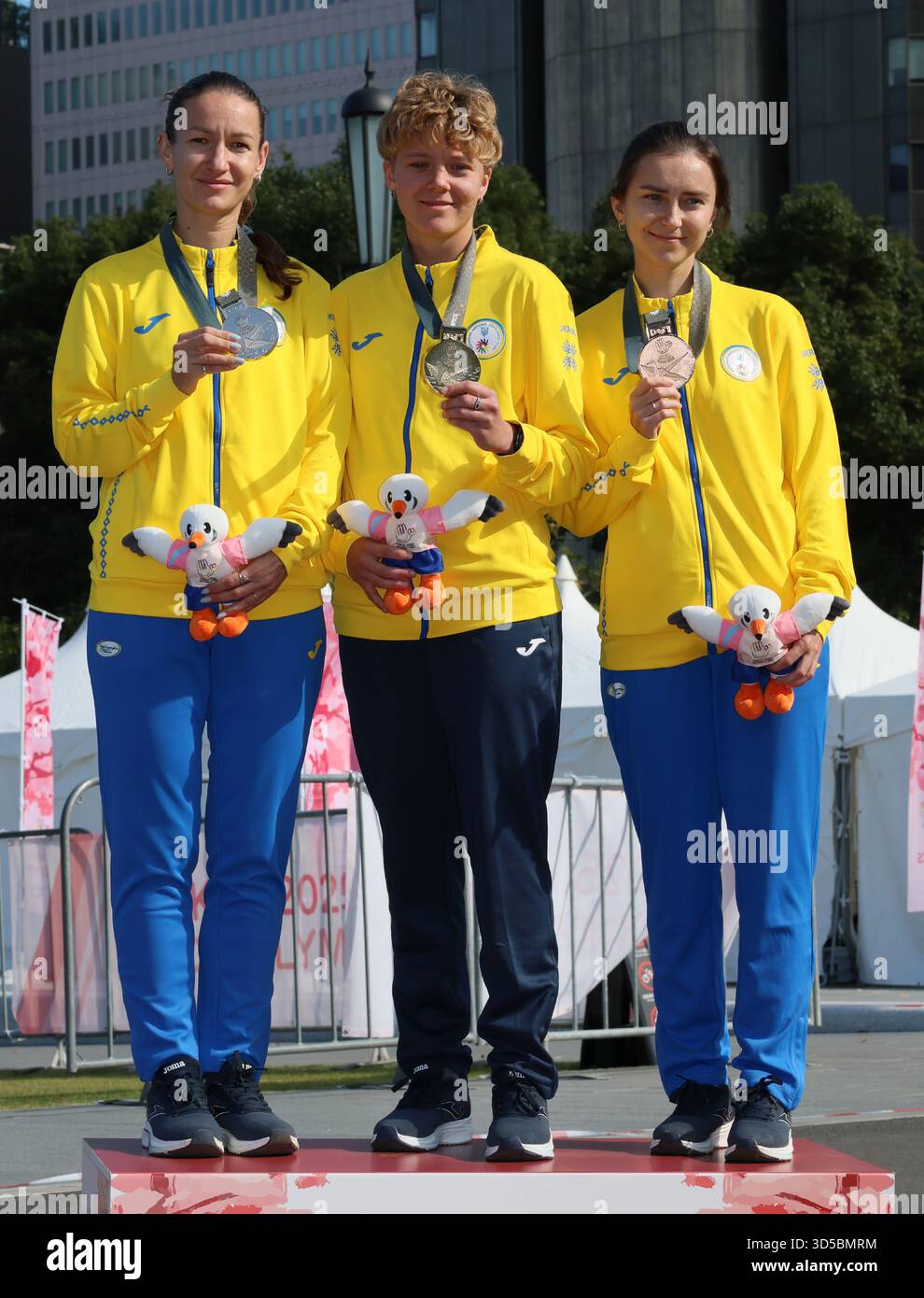 (L-R) VANASAUN Anna, silver; FEDOSIEIEVA Hanna, gold; and ANDROSOVYCH ...