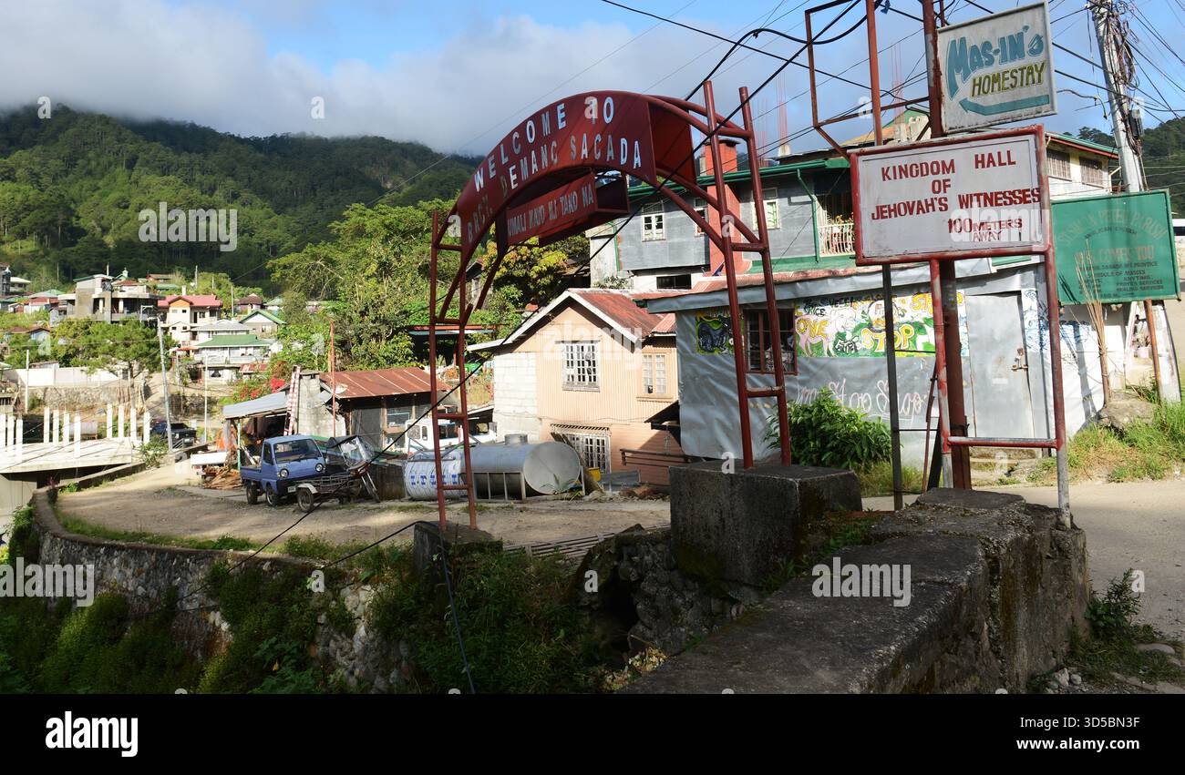 Road signs in the philippines hi-res stock photography and images - Alamy