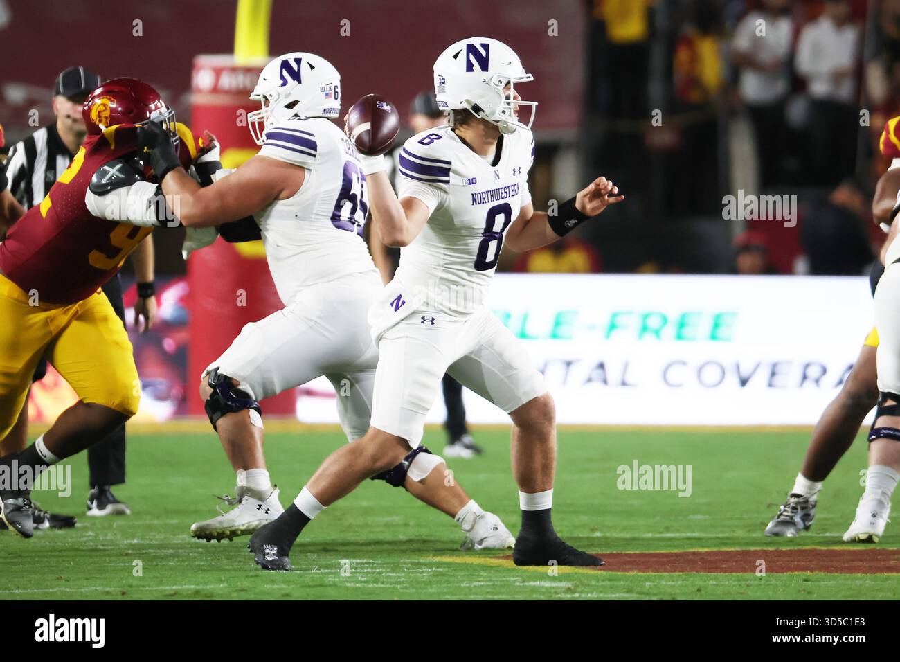 Northwestern quarterback Preston Stone (8) throws a pass during an NCAA ...