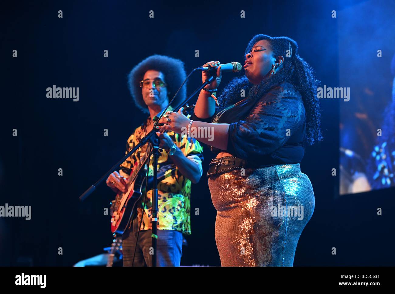 Selwyn Birchwood (left) of Selwyn Birchwood Band and Carly Harvey ...