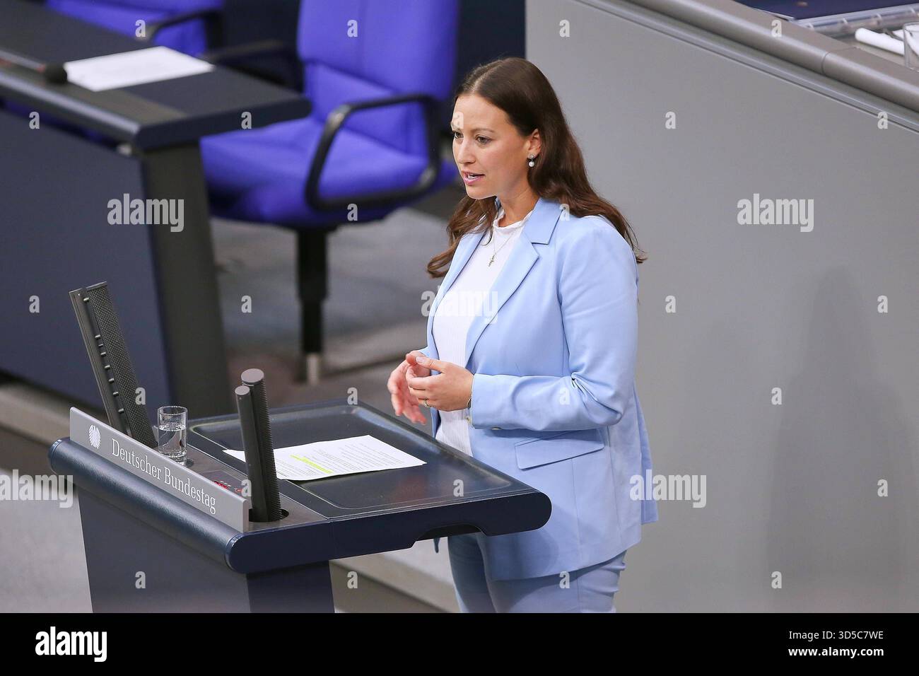 Berlin, Deutschland, 14.11.2025: Deutscher Bundestag: 41 ...
