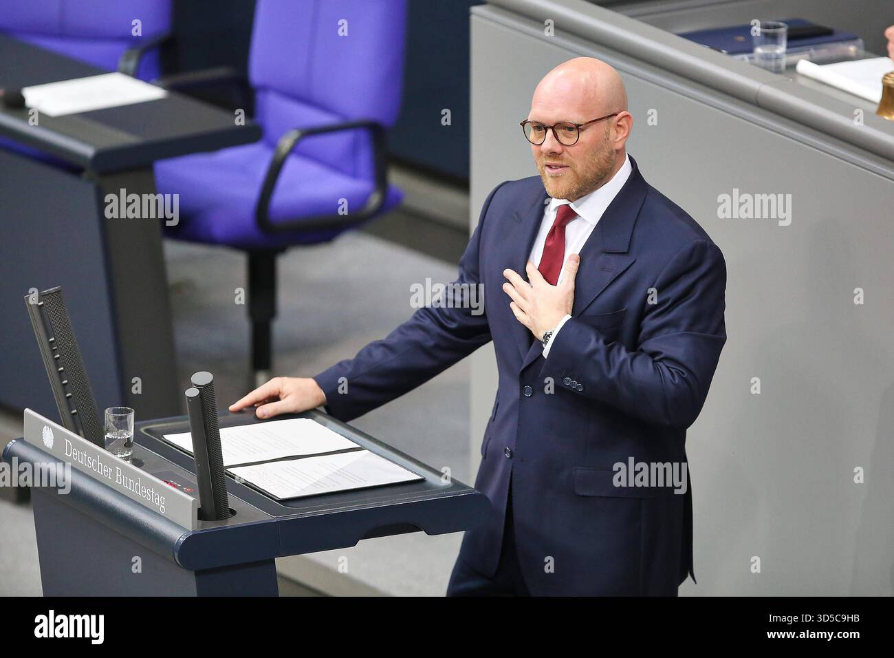 Berlin, Deutschland, 14.11.2025: Deutscher Bundestag: 41 ...