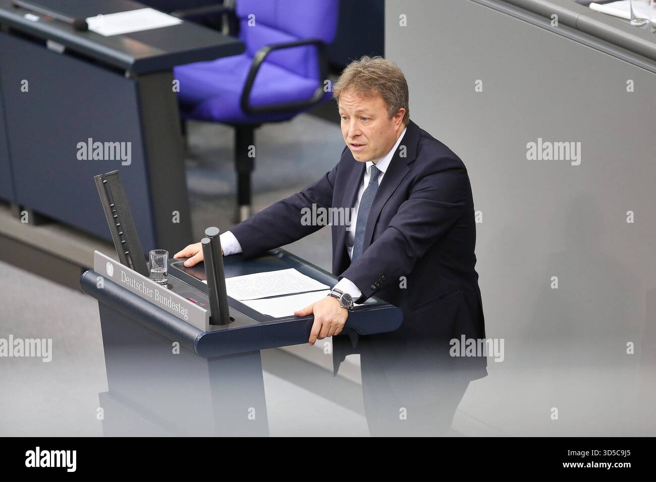 Berlin, Deutschland, 14.11.2025: Deutscher Bundestag: 41 ...