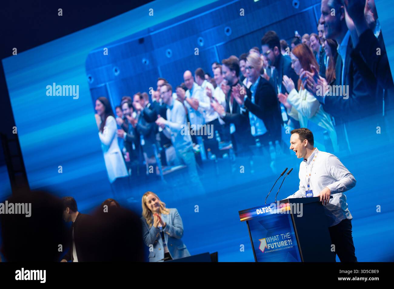 Pascal Reddig Member of the Bundestag Chairman of the Young Group of ...