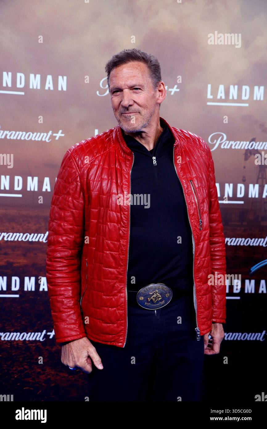 Ralf Moeller bei der Premiere der 2. Staffel der Serie Landman im Zoo ...