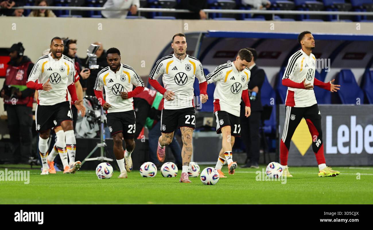 l. to r. Jonathan Tah, Ridle Baku, David Raum, Florian Wirtz, Felix ...