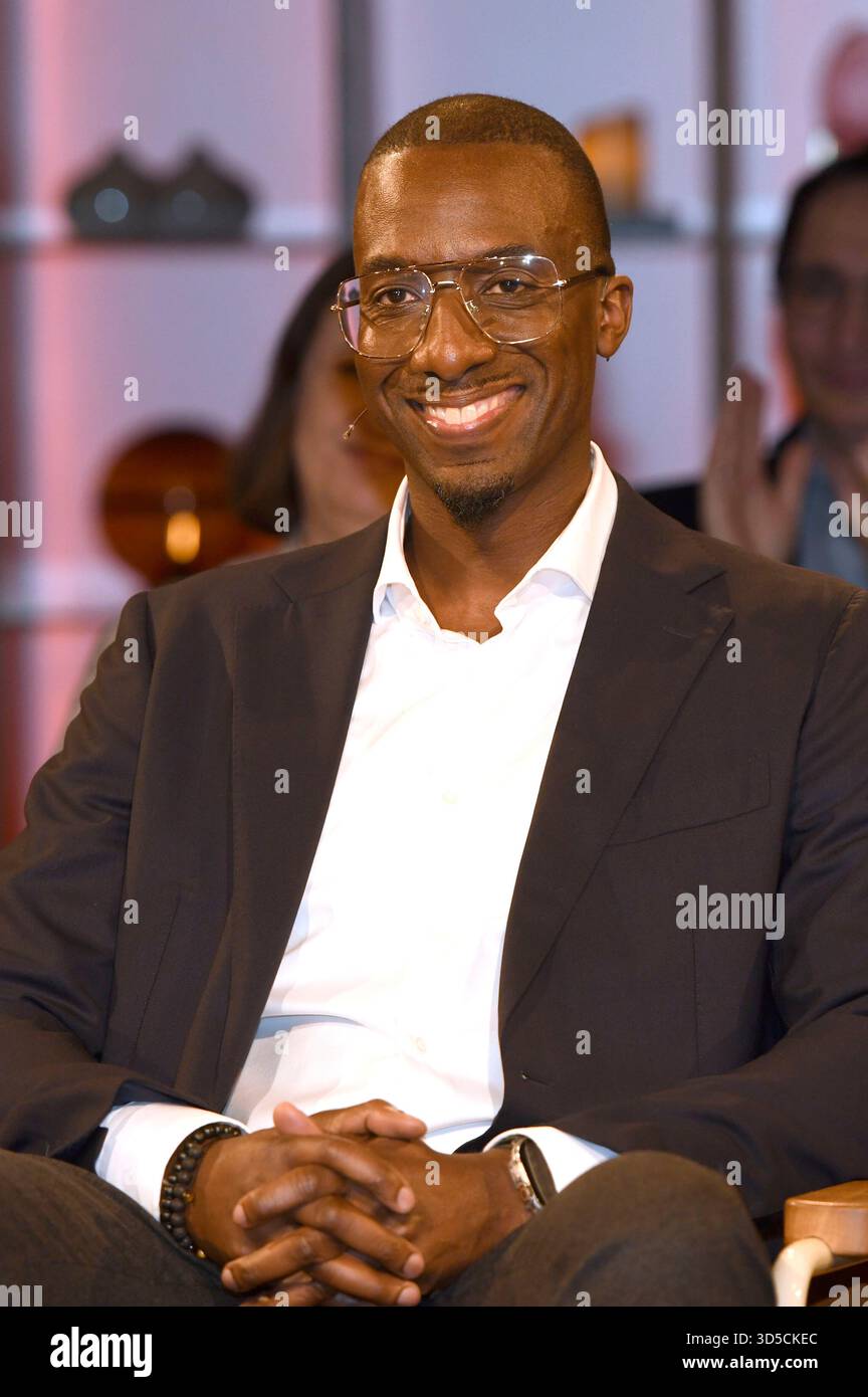 Nana-Yaw Bimpong-Buta during the recording of the RB Talkshow '3 nach 9 ...