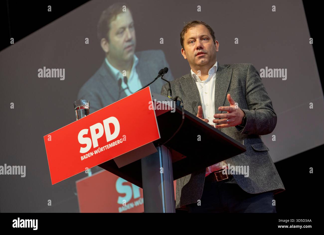 15 November 2025, Baden-Württemberg, Ulm: Lars Klingebeil, Federal ...