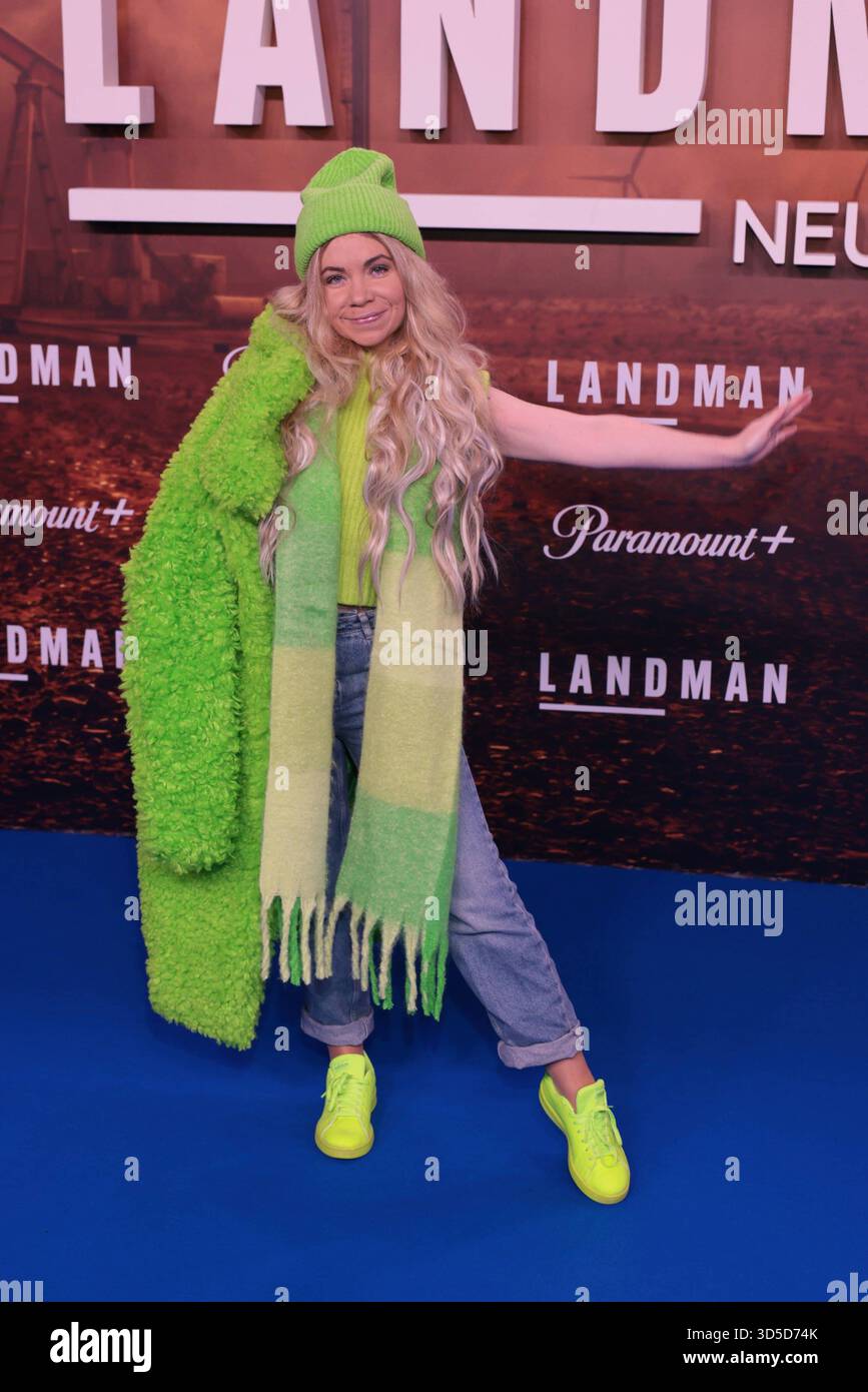 14.11.2025 , Nadine Trompka zur Europapremiere von Landman - Staffel2 ...