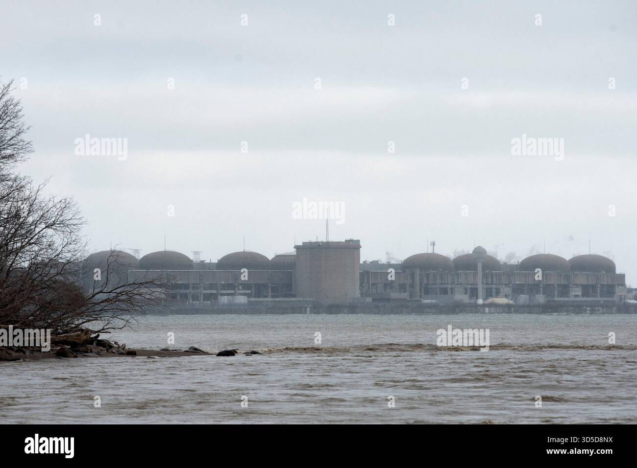 The Pickering Nuclear Generating Station in Pickering, Ont., is shown ...