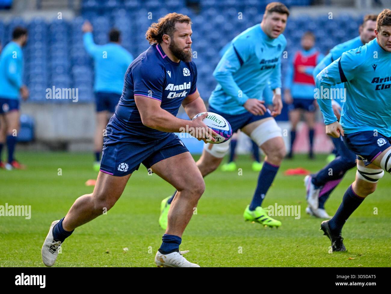 Pierre schoeman edinburgh rugby hi-res stock photography and images - Alamy