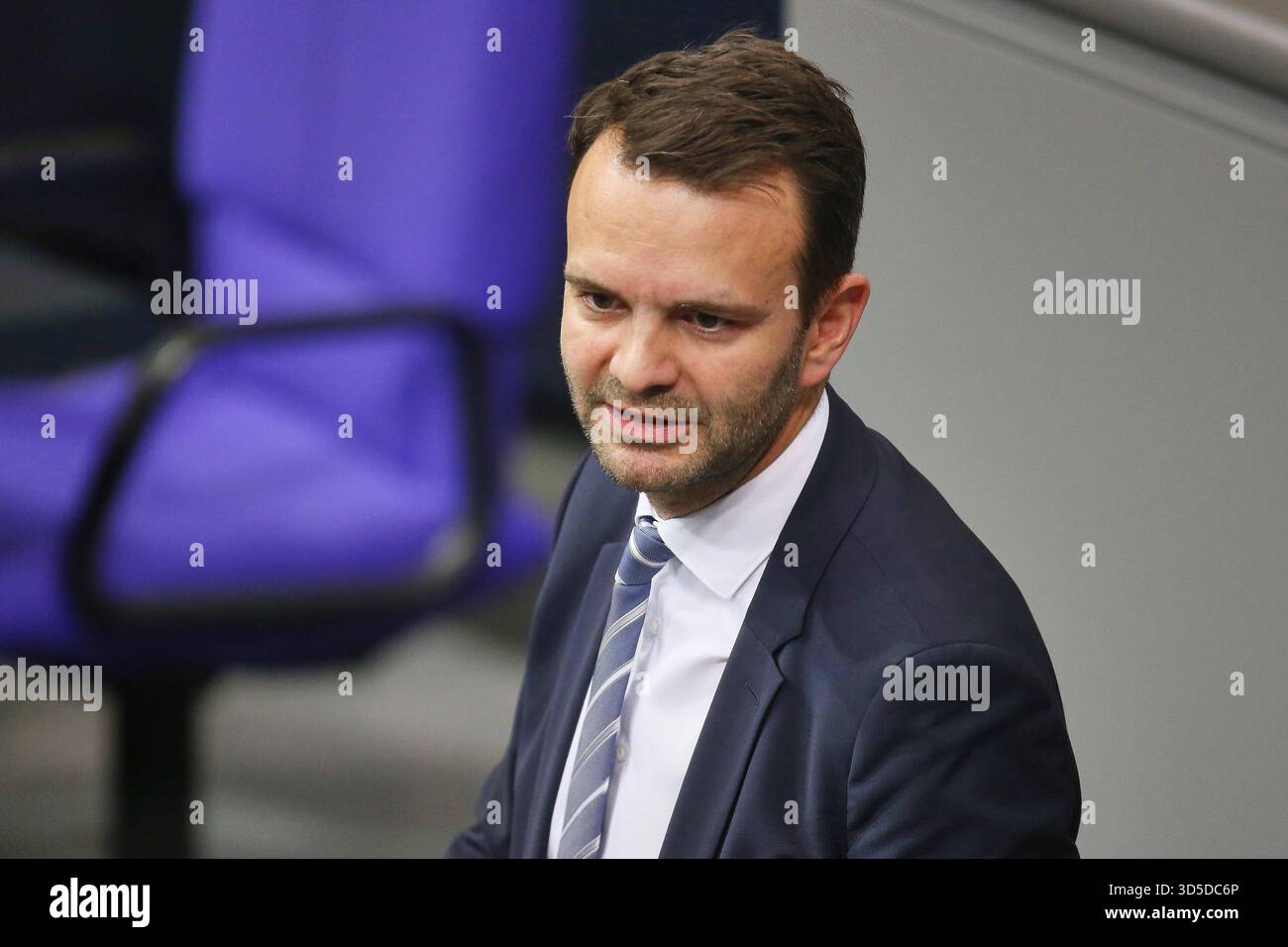 Berlin, Deutschland, 13.11.2025: Deutscher Bundestag: 40 ...