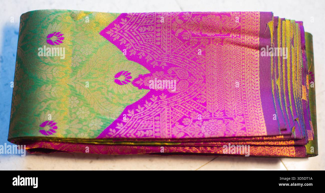 Kubera saree hi-res stock photography and images - Alamy