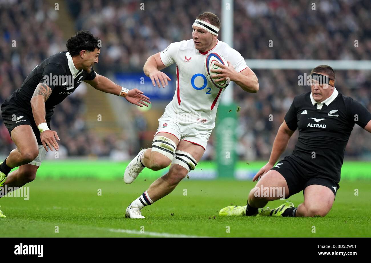 England's Sam Underhill (centre) during the Quilter Nations Series ...