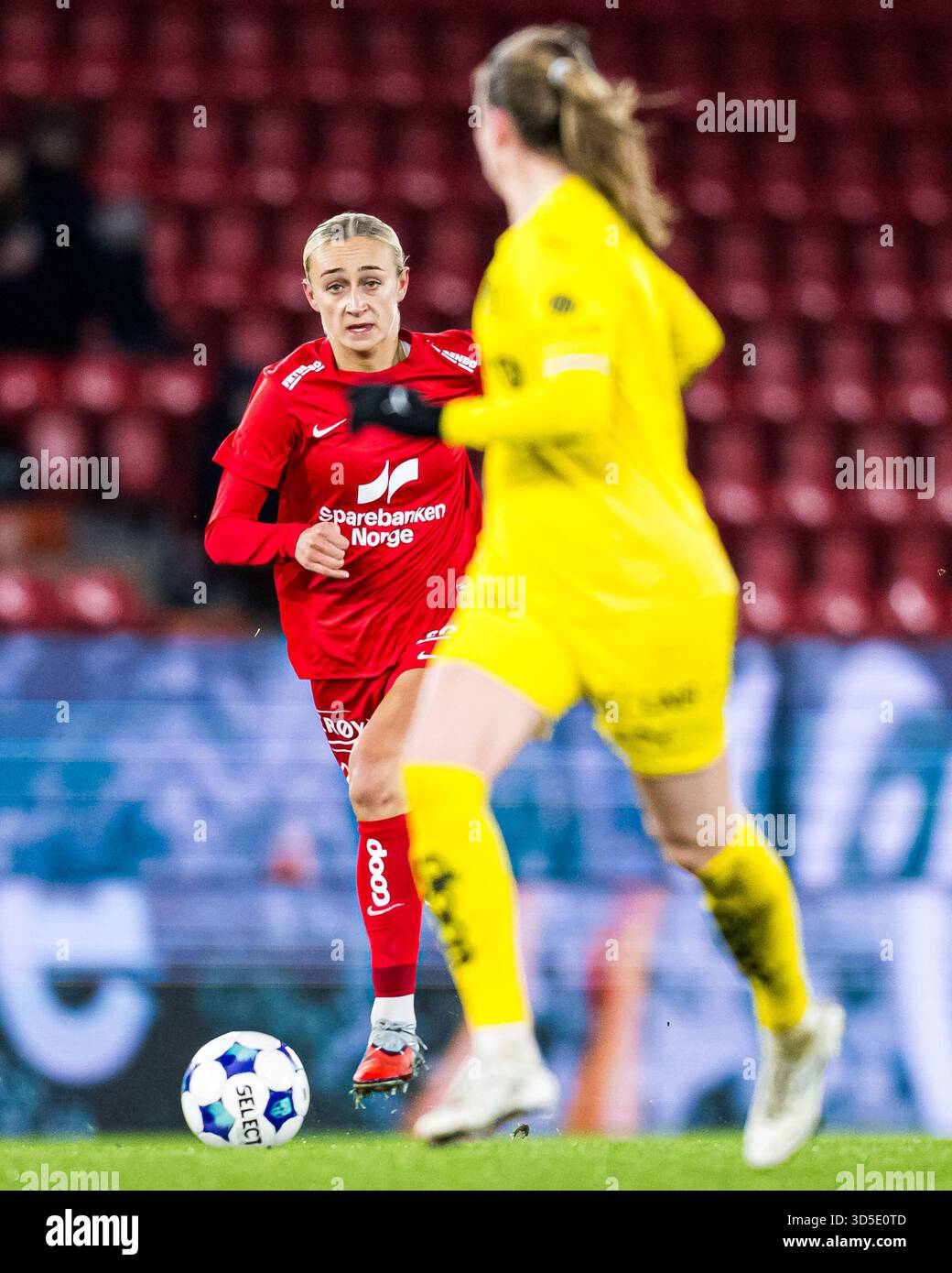 251115 Lauren Alison Davidson of Brann during the Toppserien football ...