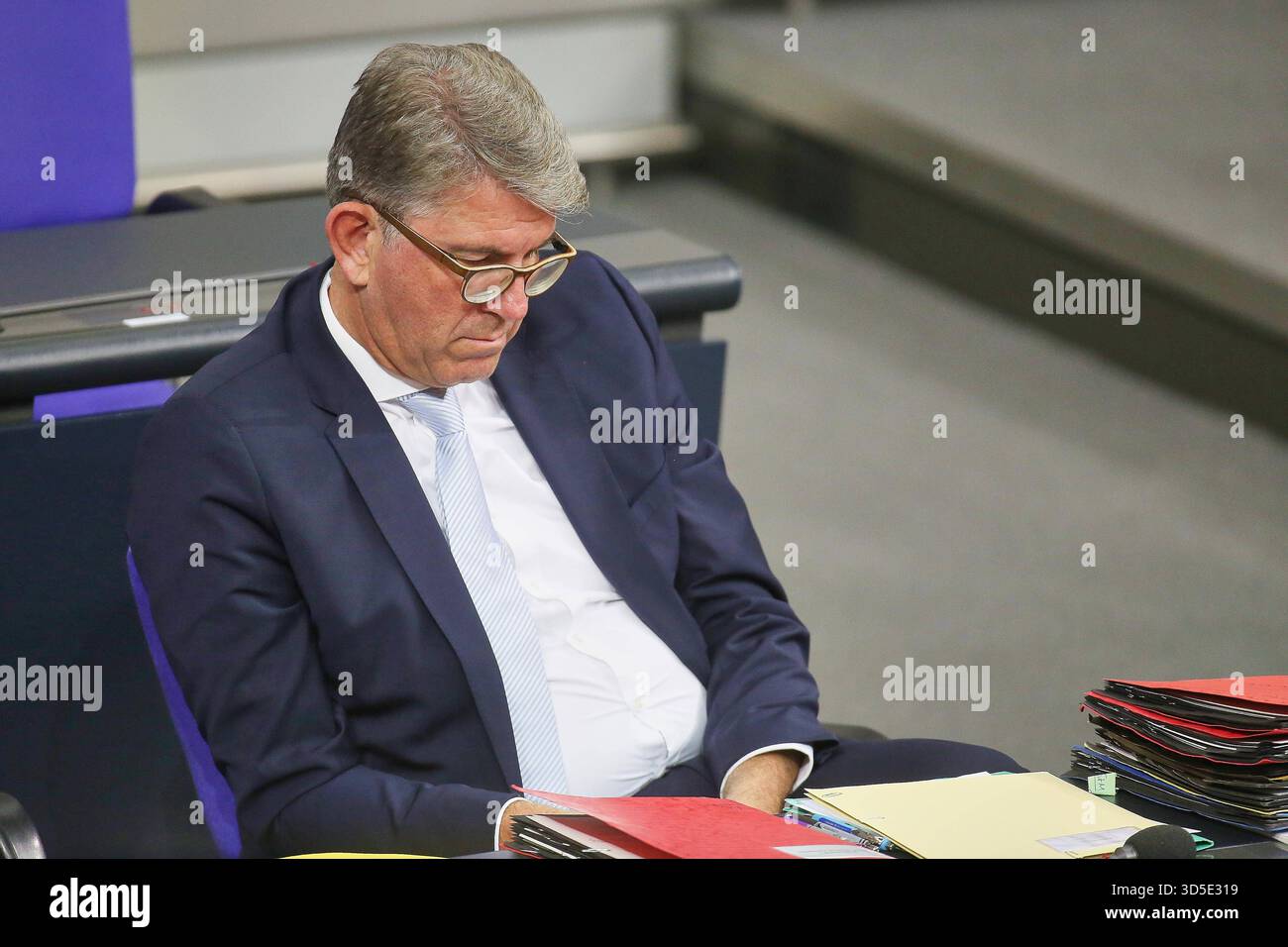 Berlin, Deutschland, 12.11.2025: Deutscher Bundestag: 39 ...