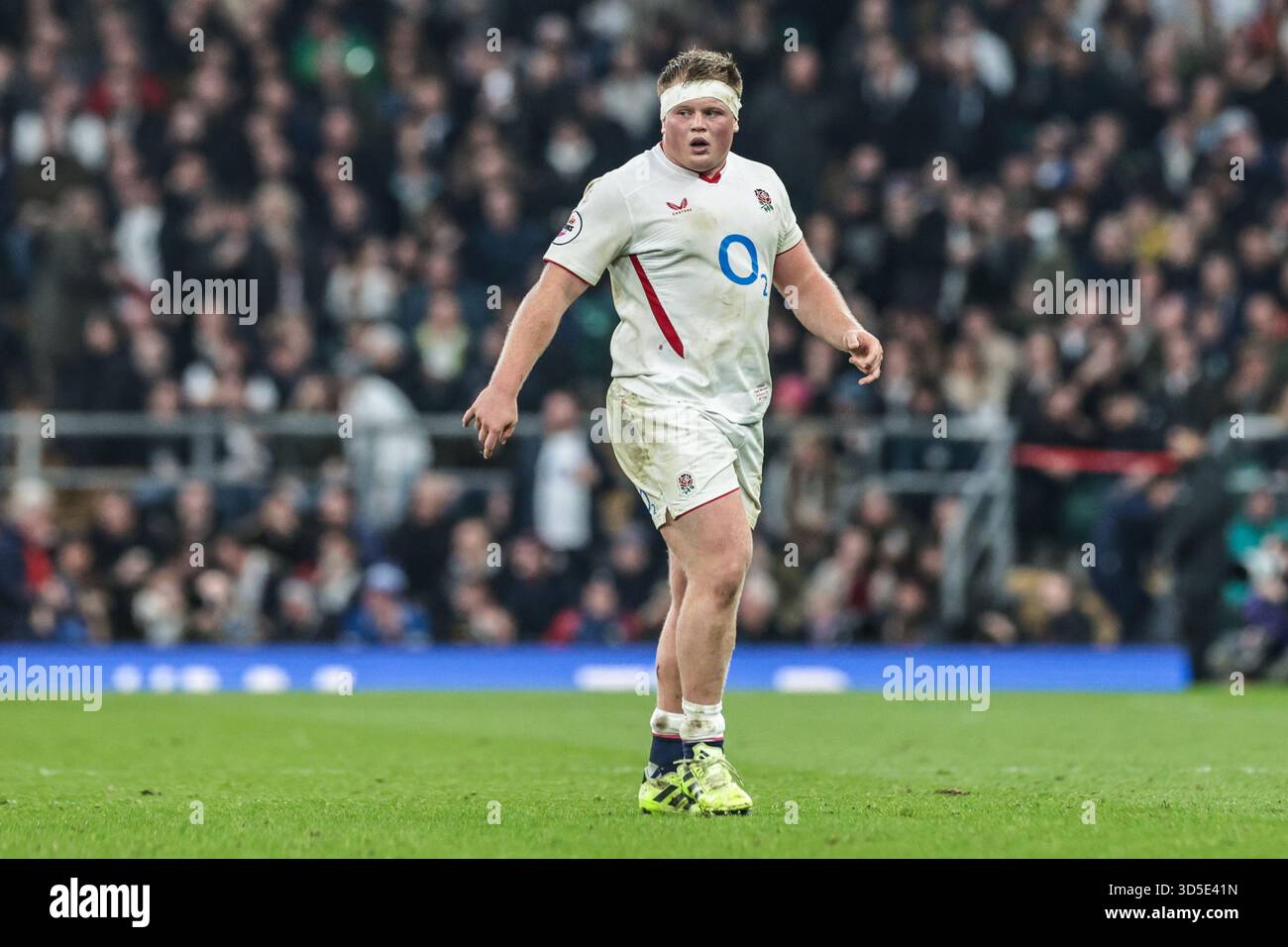 Fin Baxter of England during the Quilter Nations Series 2025 match ...