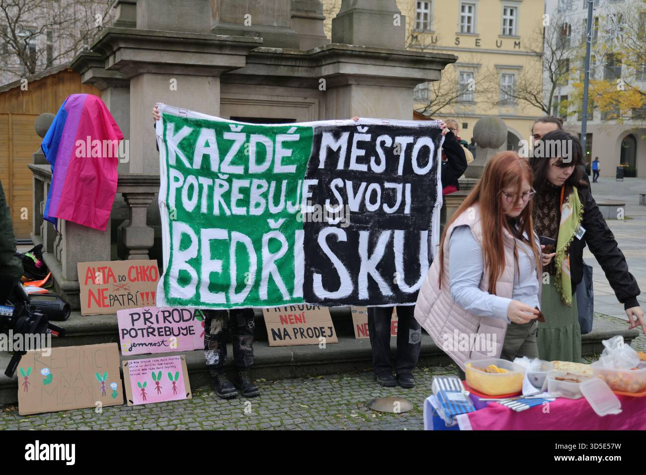 Demonstration against appointment of Motorists' chairman Petr Macinka as Environment Minister ...