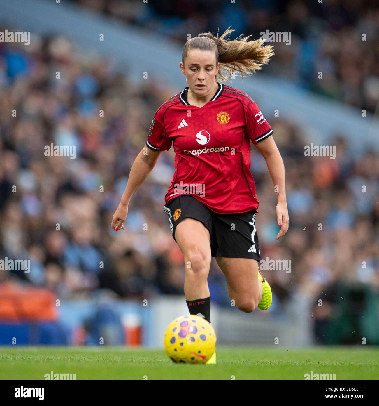 Ella Toone #7 of Manchester United W.S.L during the Barclays FA Women's ...