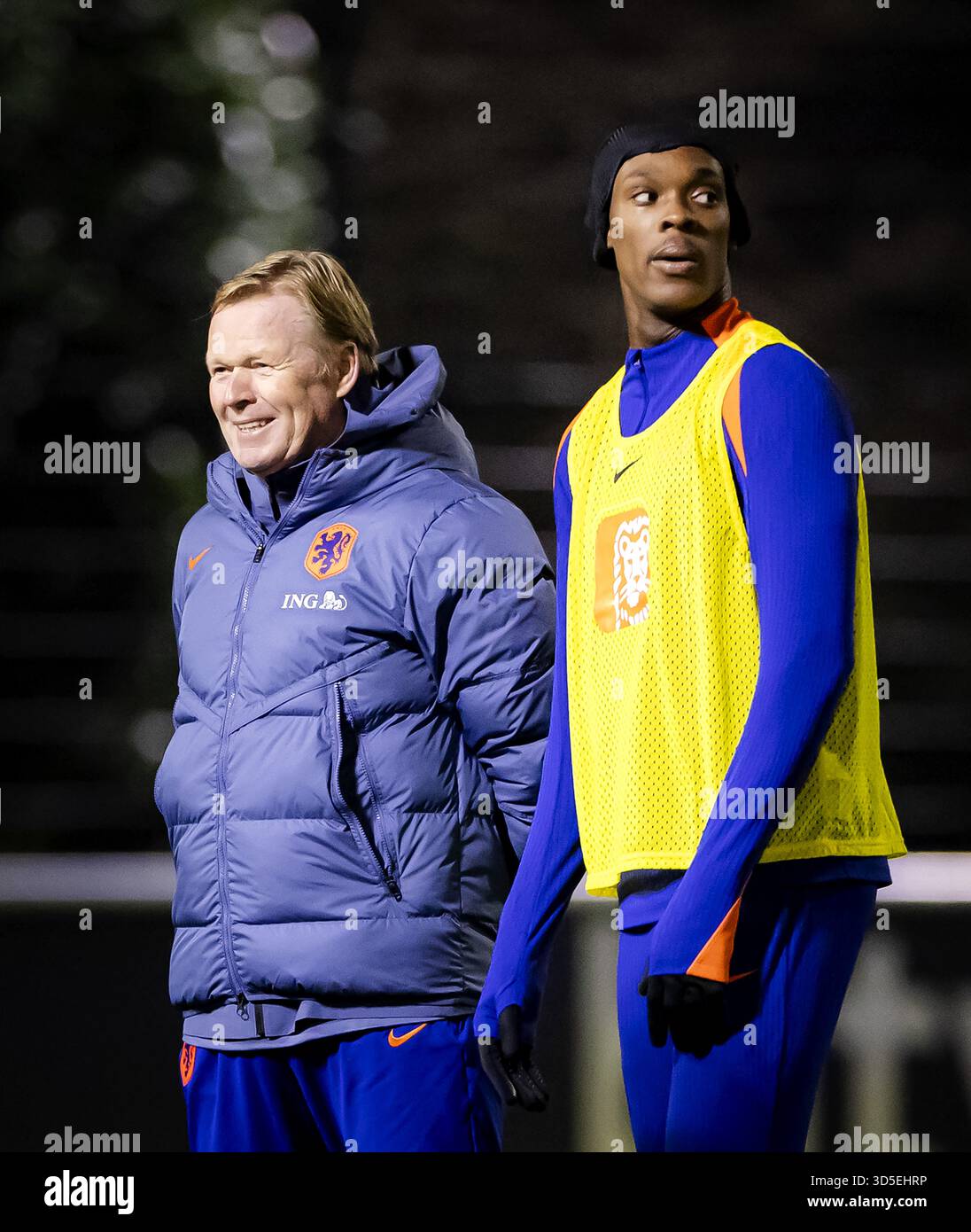 ZEIST - National coach Ronald Koeman and Emanuel Emegha during a Dutch ...