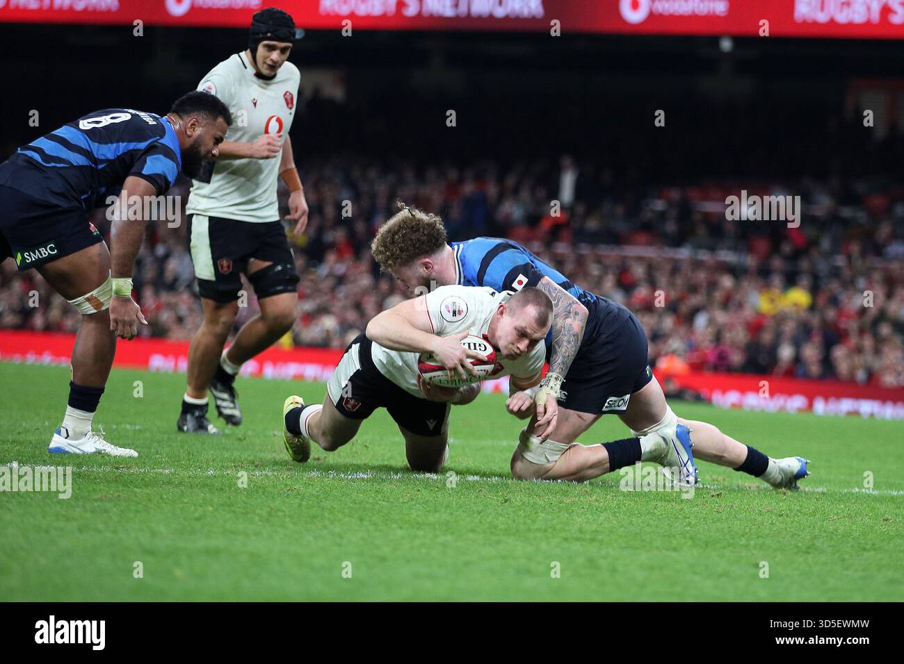 Nick Tompkins of Wales scores his teams 3rd try in 2nd half. Wales v Japan, 2025 Quilter Autumn ...