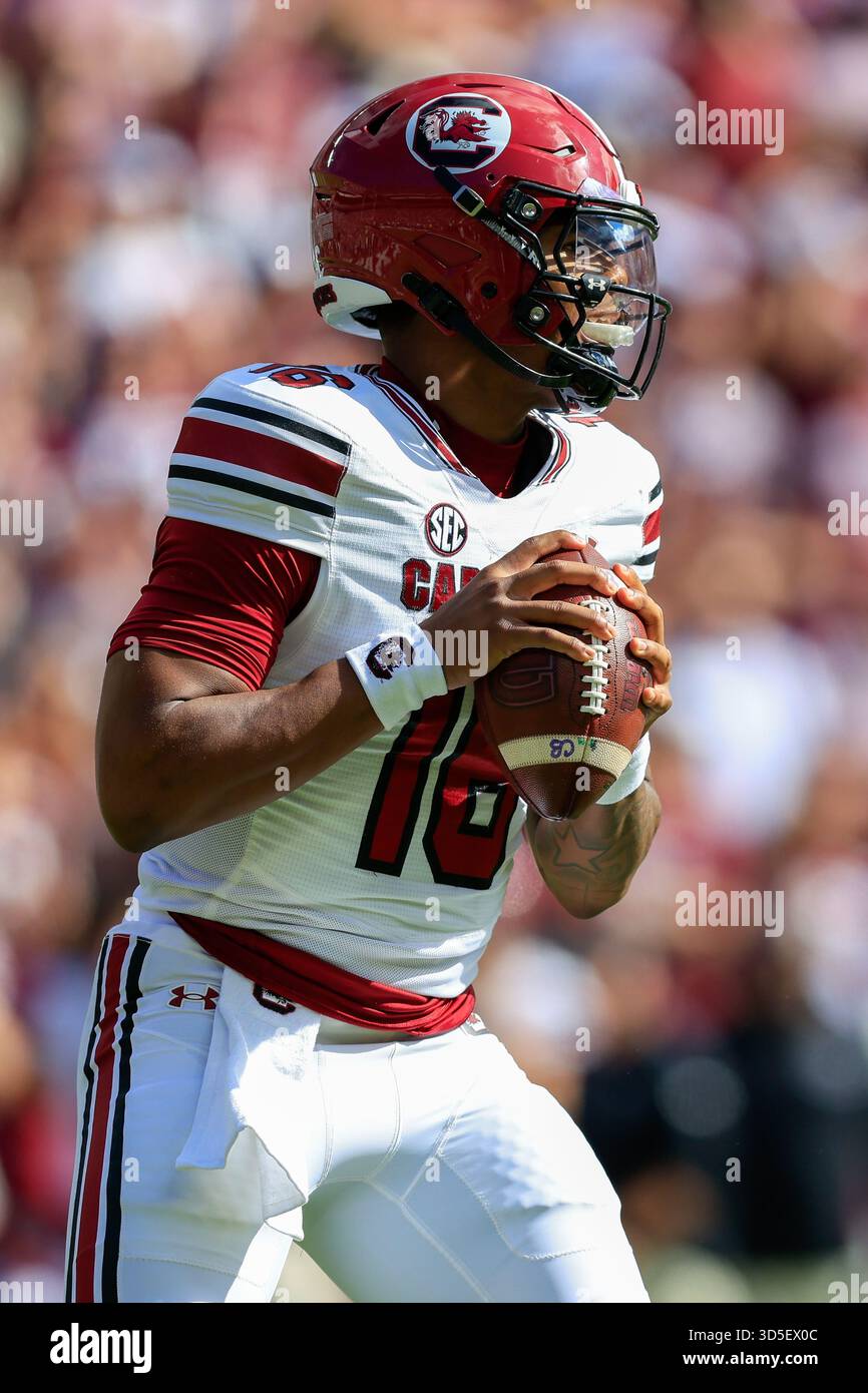 COLLEGE STATION, TX - NOVEMBER 15: South Carolina Gamecocks quarterback ...