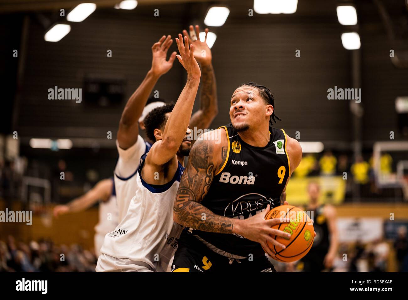 Tylan James Pope (Bozic Estriche Knights Kirchheim, 9) with the ball ...