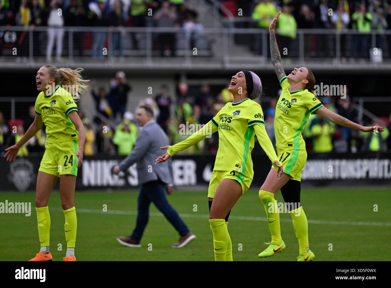 ]Washington Spirit players, from left, defender Esme Morgan, forward ...