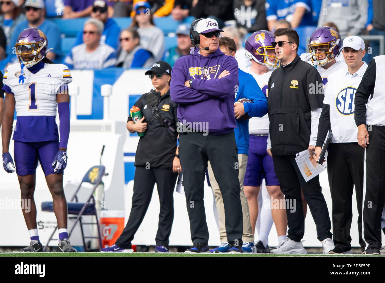Tennessee Tech head coach Bobby Wilder watches during the first quarter ...