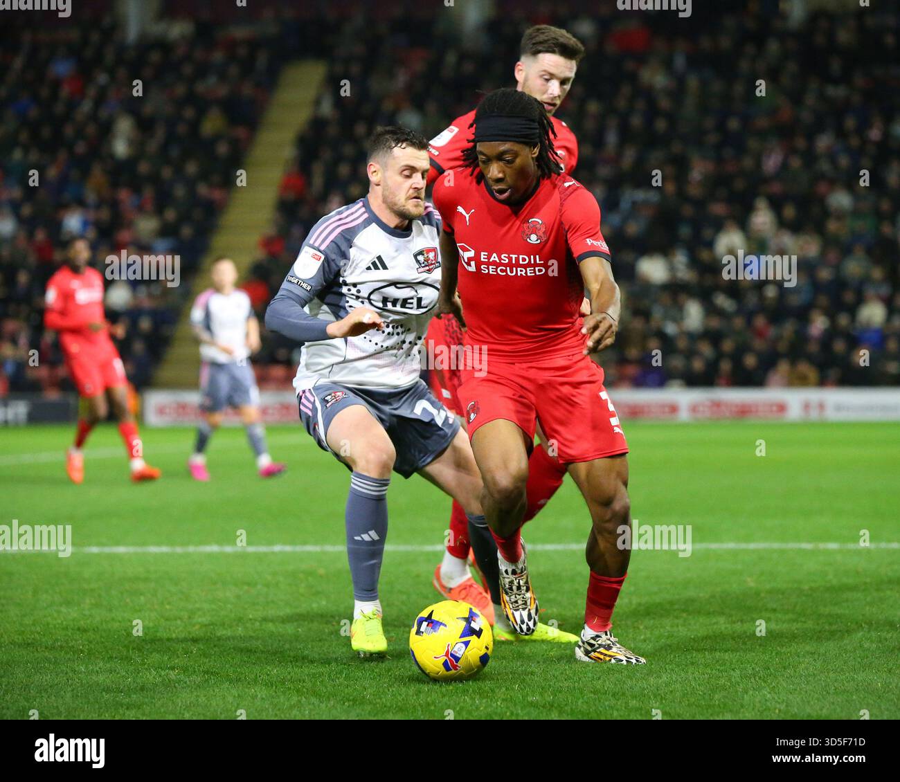 London, England, November 15 2025: Tayo Adaramola (3 Leyton Orient ...