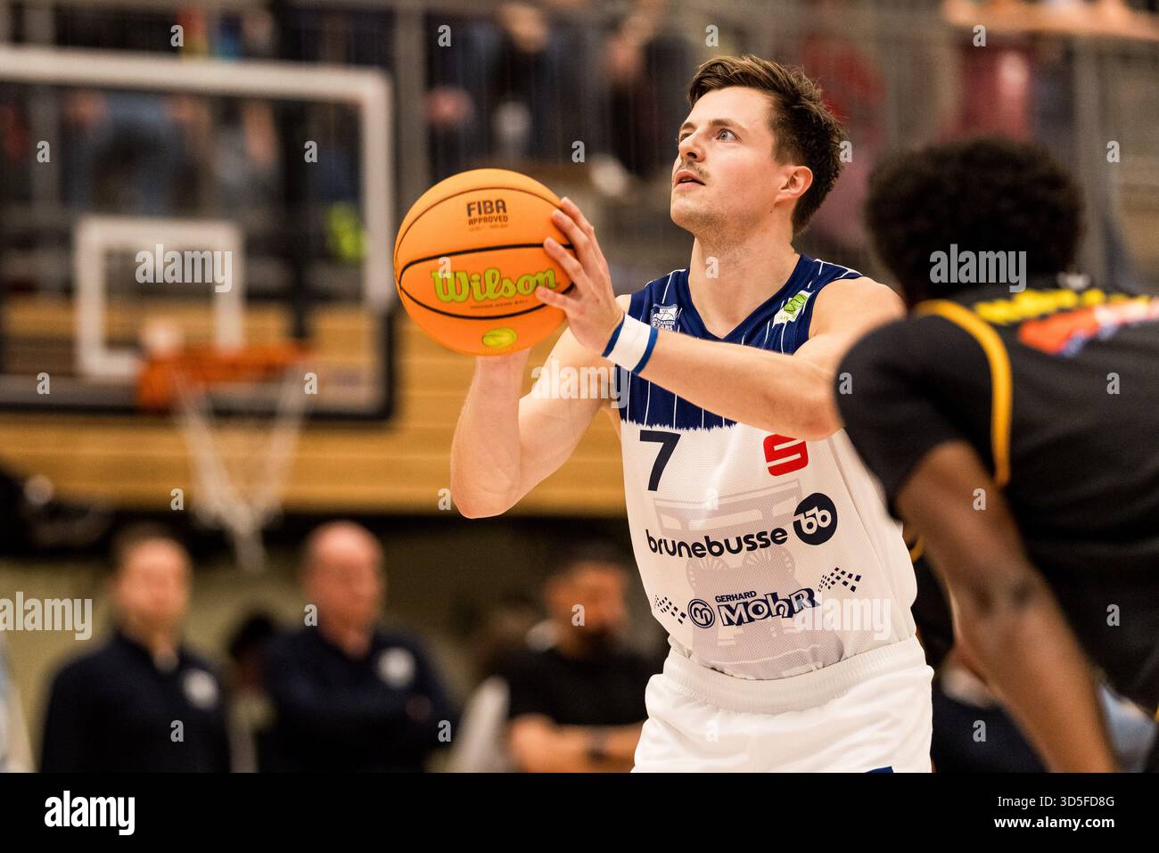 Lars Kamp (Sparkassen Stars Bochum, 7) at the free throw line Barmer 2. Basketball Bundesliga ...