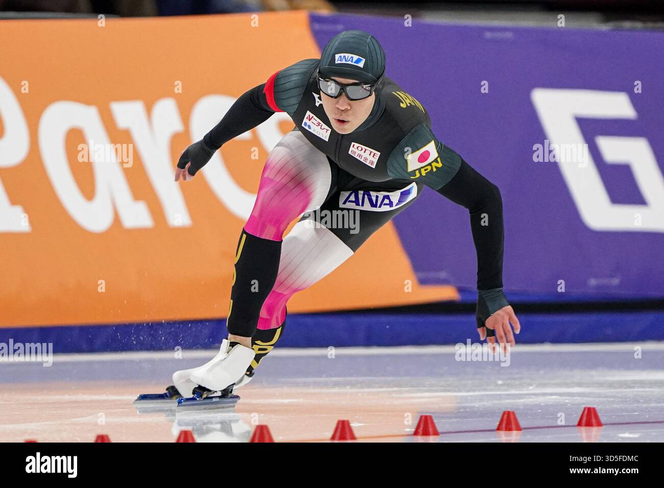 SALT LAKE CITY, USA - NOVEMBER 15: Yuta Hirose of Japan during the ISU ...