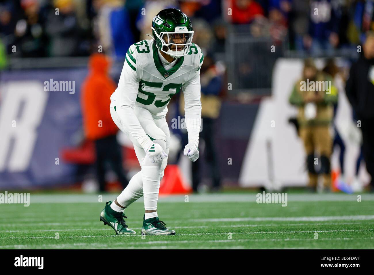 New York Jets linebacker Mykal Walker (53) prepares to defend during ...