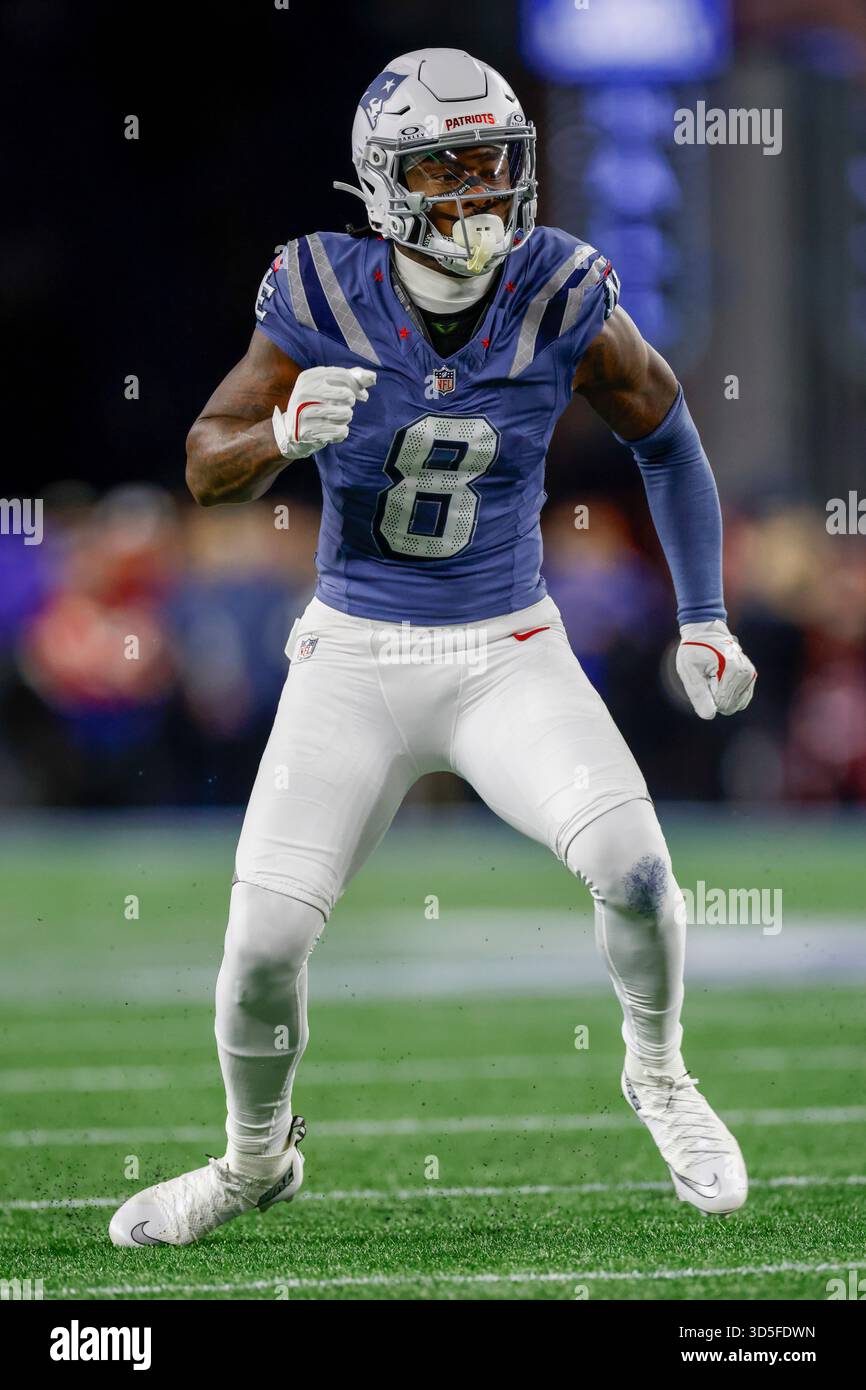 New England Patriots wide receiver Stefon Diggs (8) runs a route during ...