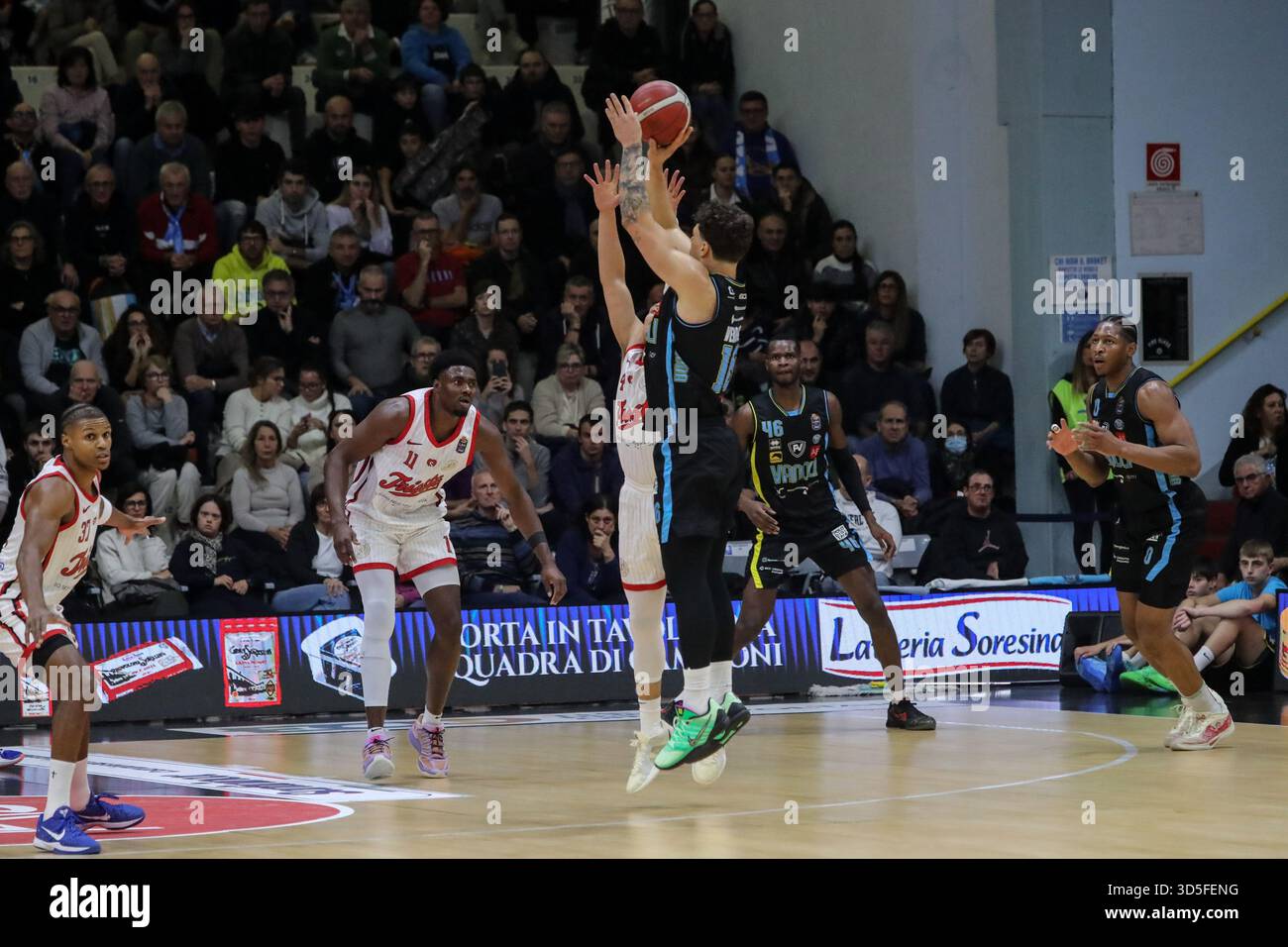 Giovanni Veronesi (Vanoli Cremona) during Vanoli Basket Cremona vs ...