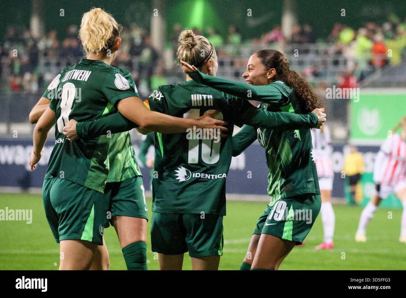 Wolfsburg, Germany November 15, 2025: DFB Cup Women - Round of 16 ...