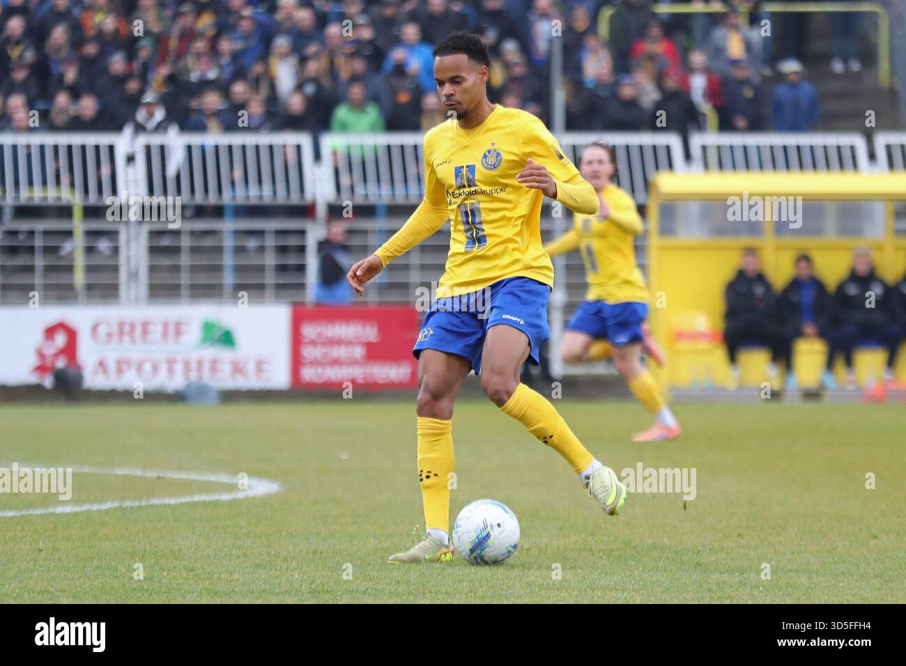 Ayodele Adetula (11, Lok Leipzig). Football, Wernesgrüner Saxony Cup ...