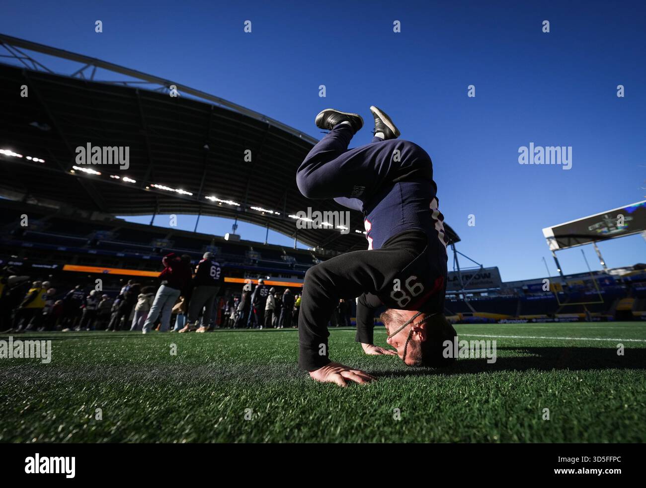 Montreal Alouettes' Dylan Wynn does a headstand during a walkthrough ...