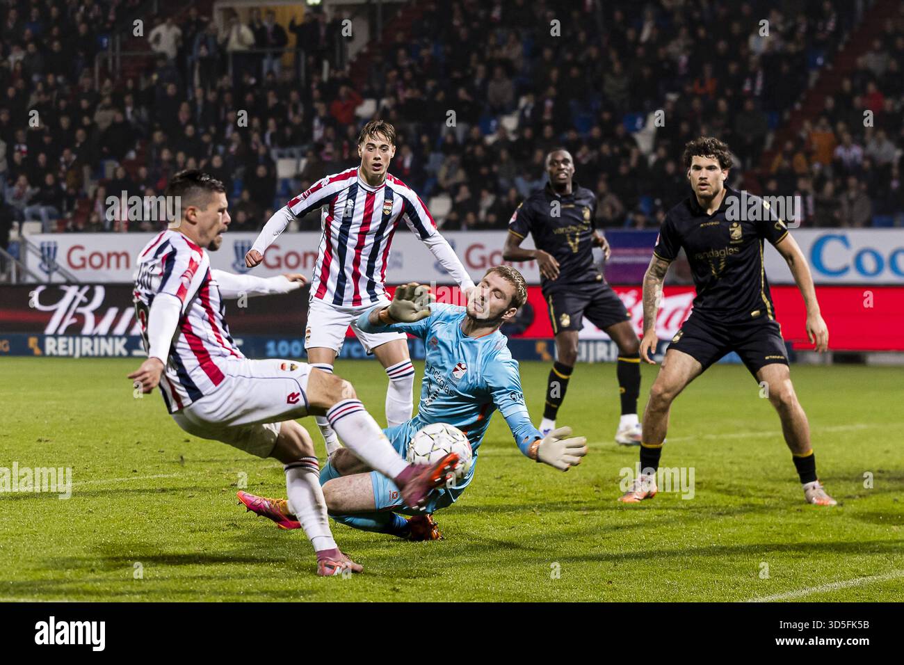 TILBURG , 15-11-2025 , Koning Willem II stadium , season 2025 / 2026 ...