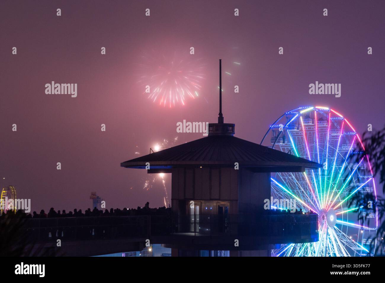 Southend on Sea, Essex, UK. 15th Nov, 2025. The final fireworks display ...