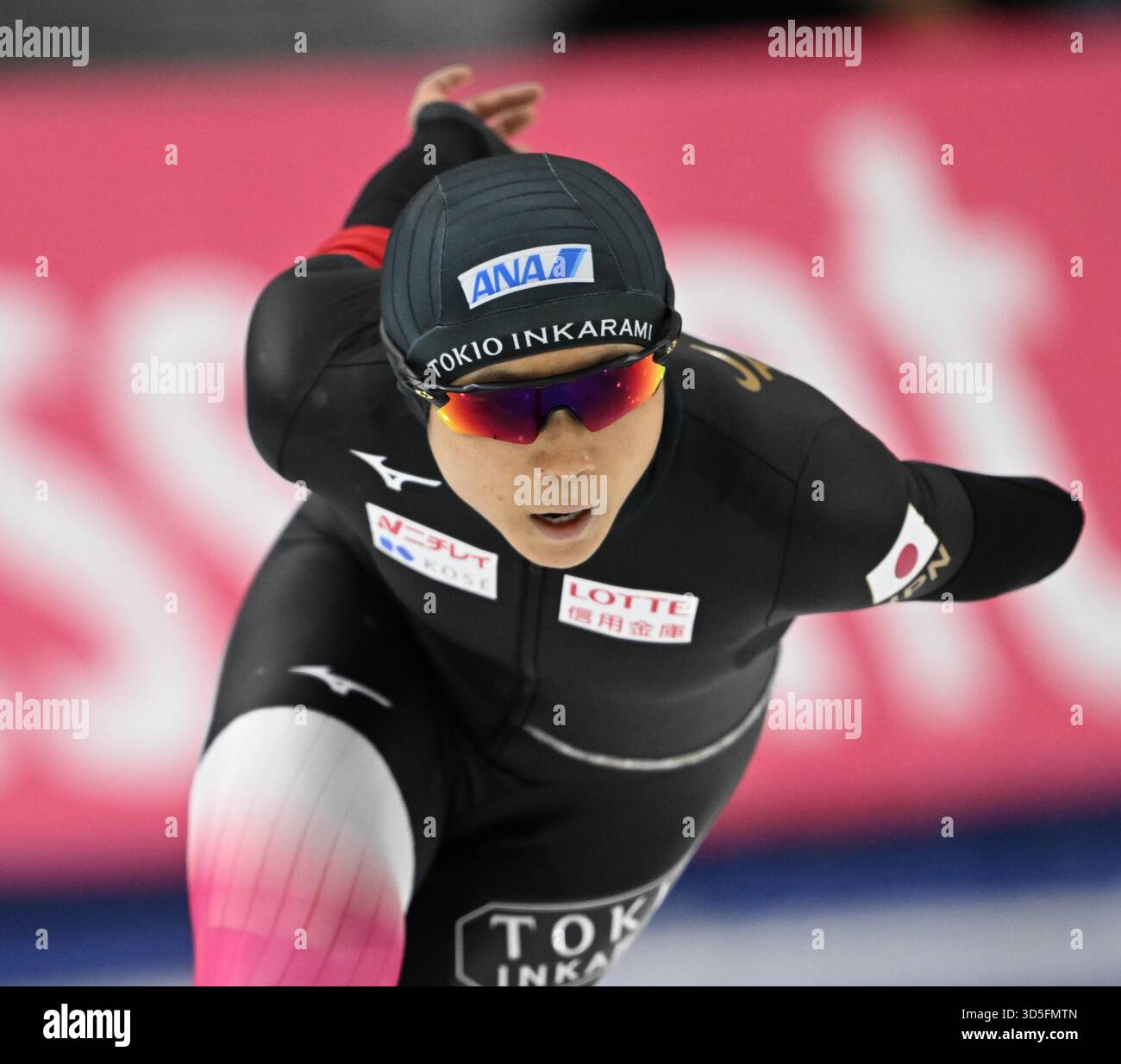 Miho Takagi of Japan competes in the women's 1500 meters in the ISU ...